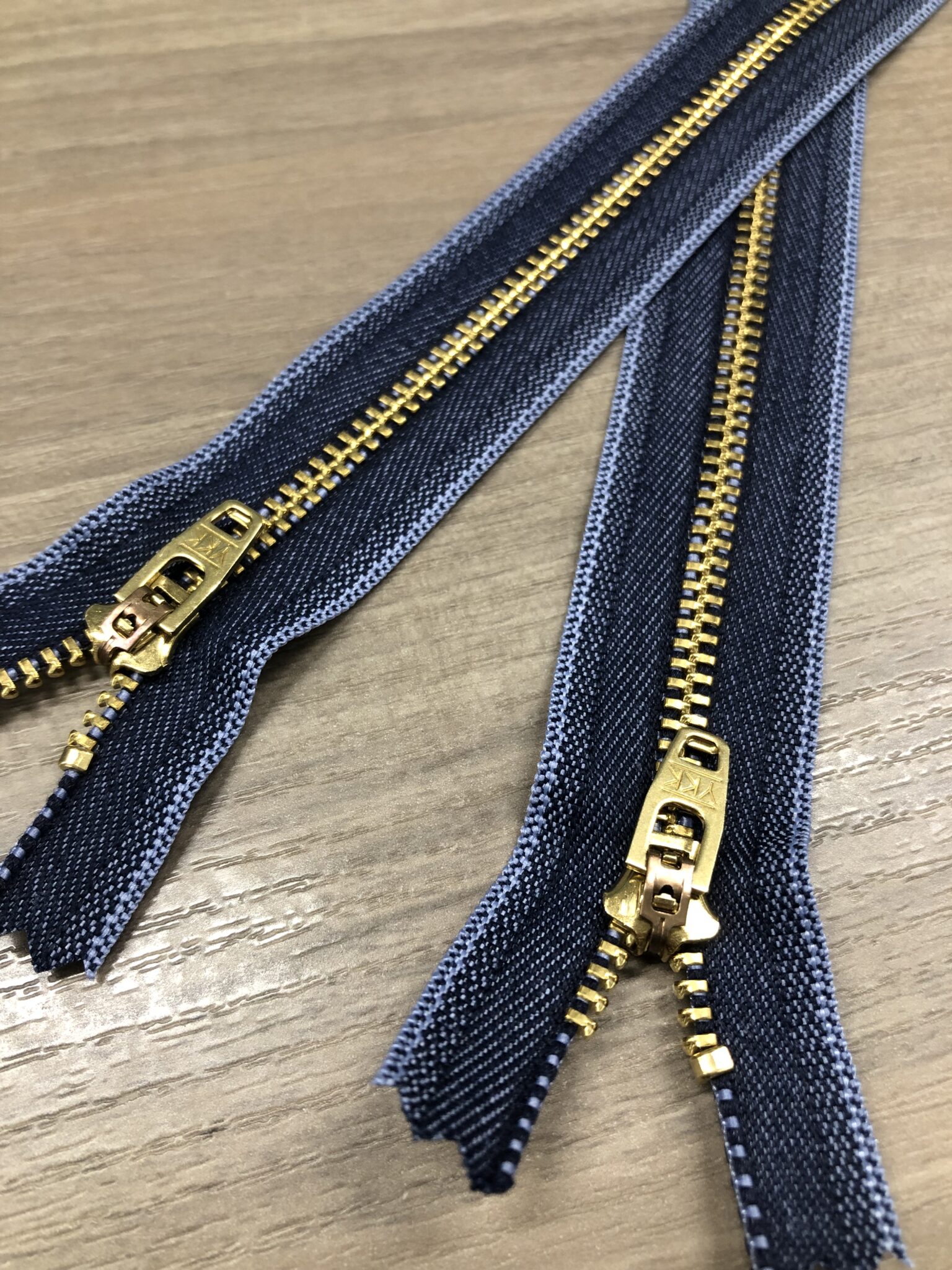 ファスナー発注初心者編！YKKファスナーの代表的な品番について | ApparelX News